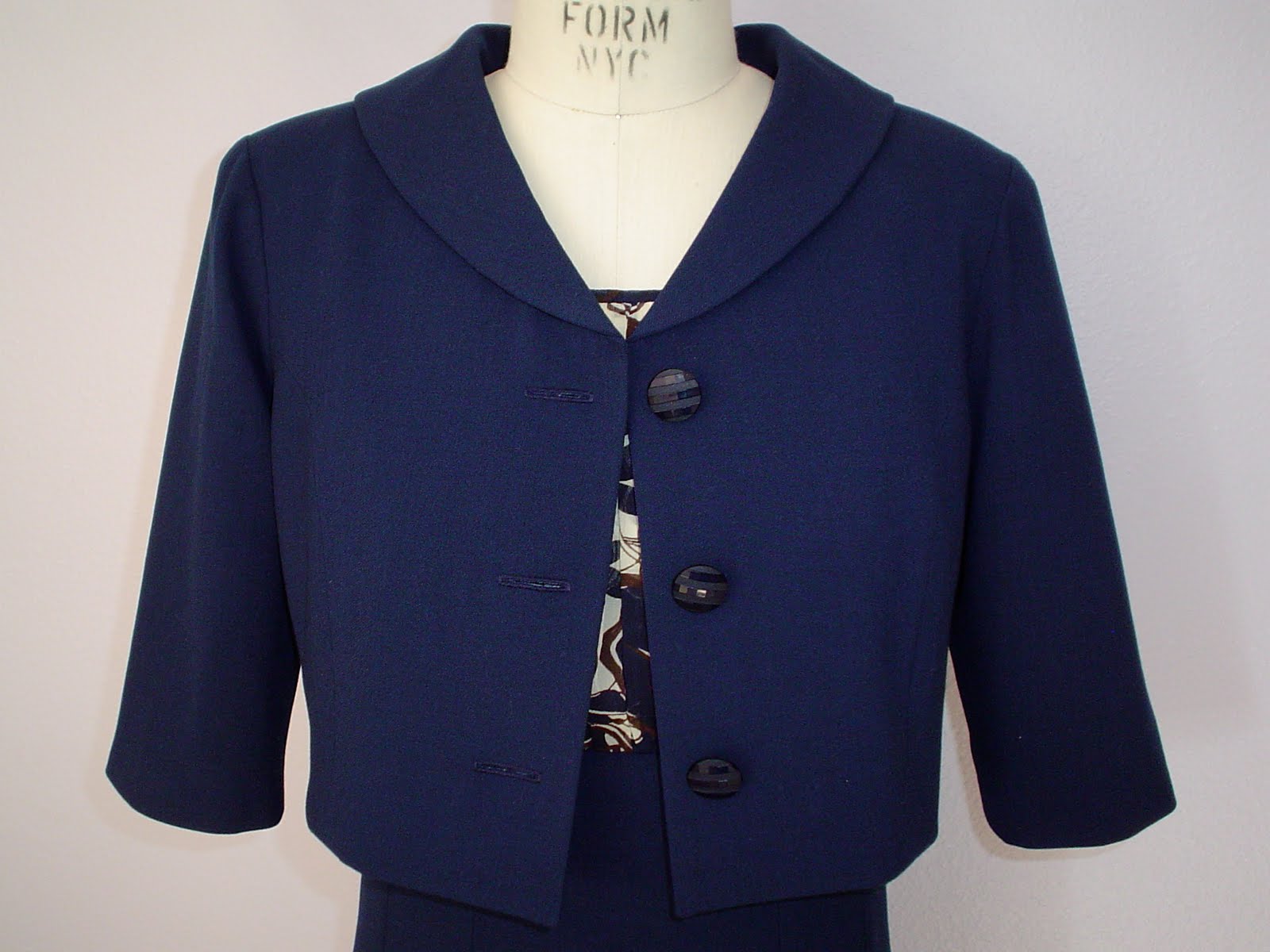 Amanda's Adventures in Sewing: Modified Burda 9-2009-127 - Navy blue ...