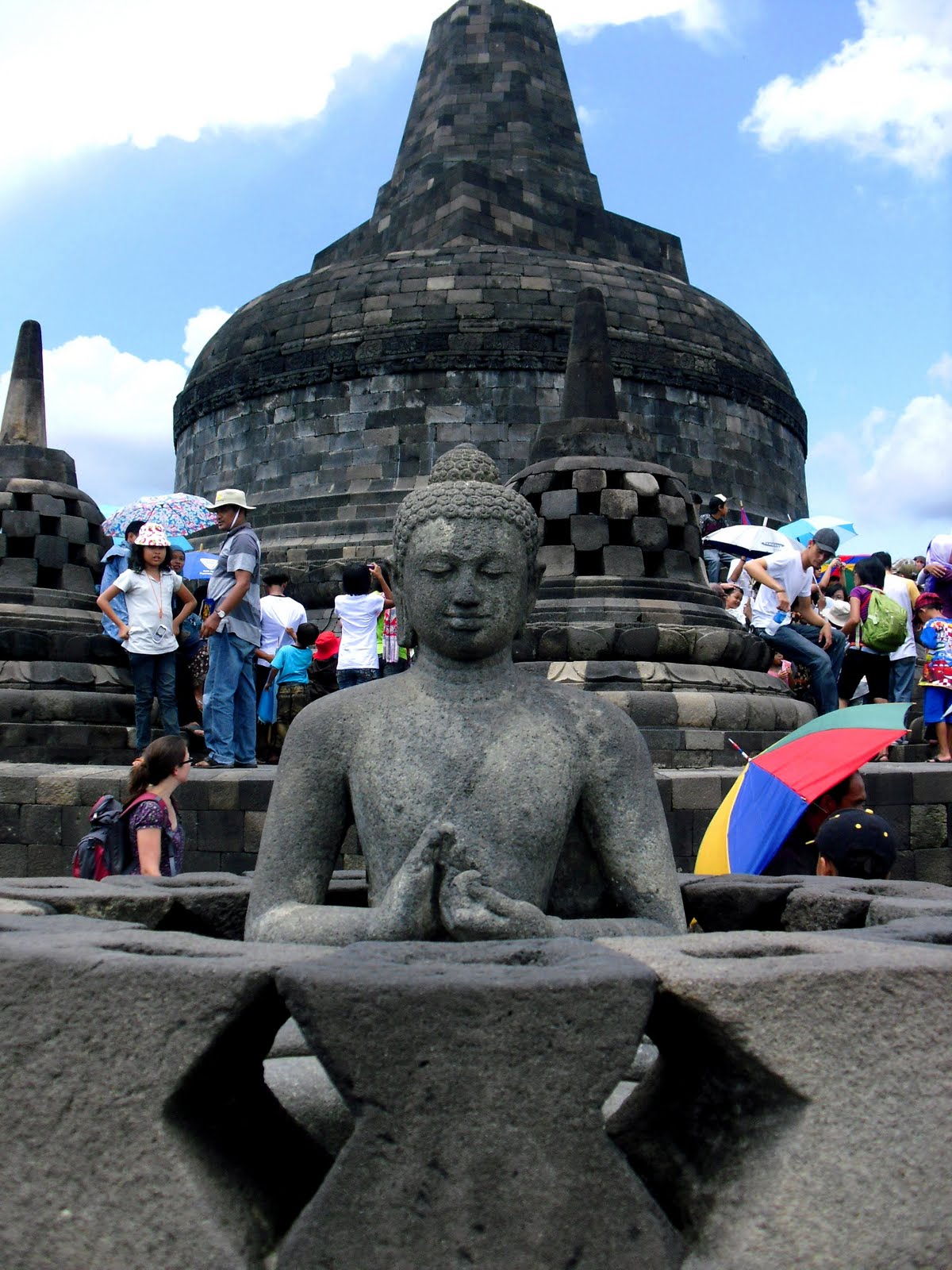 Racconti dal "Centro" del Mondo: Borobudur e Prambanan: Dove buddisti ...