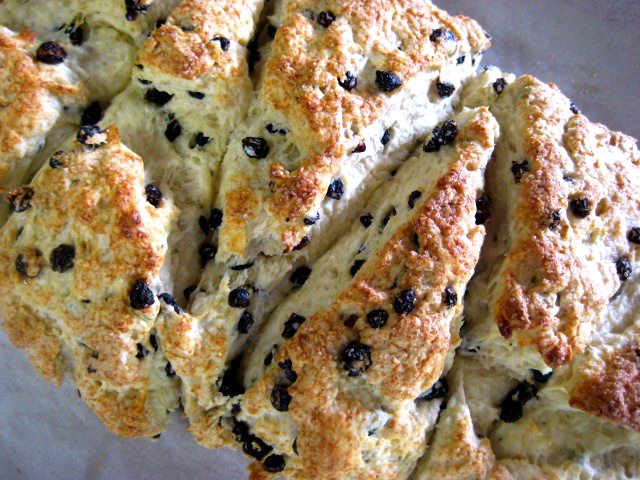 flour child: Mary's Currant Scones