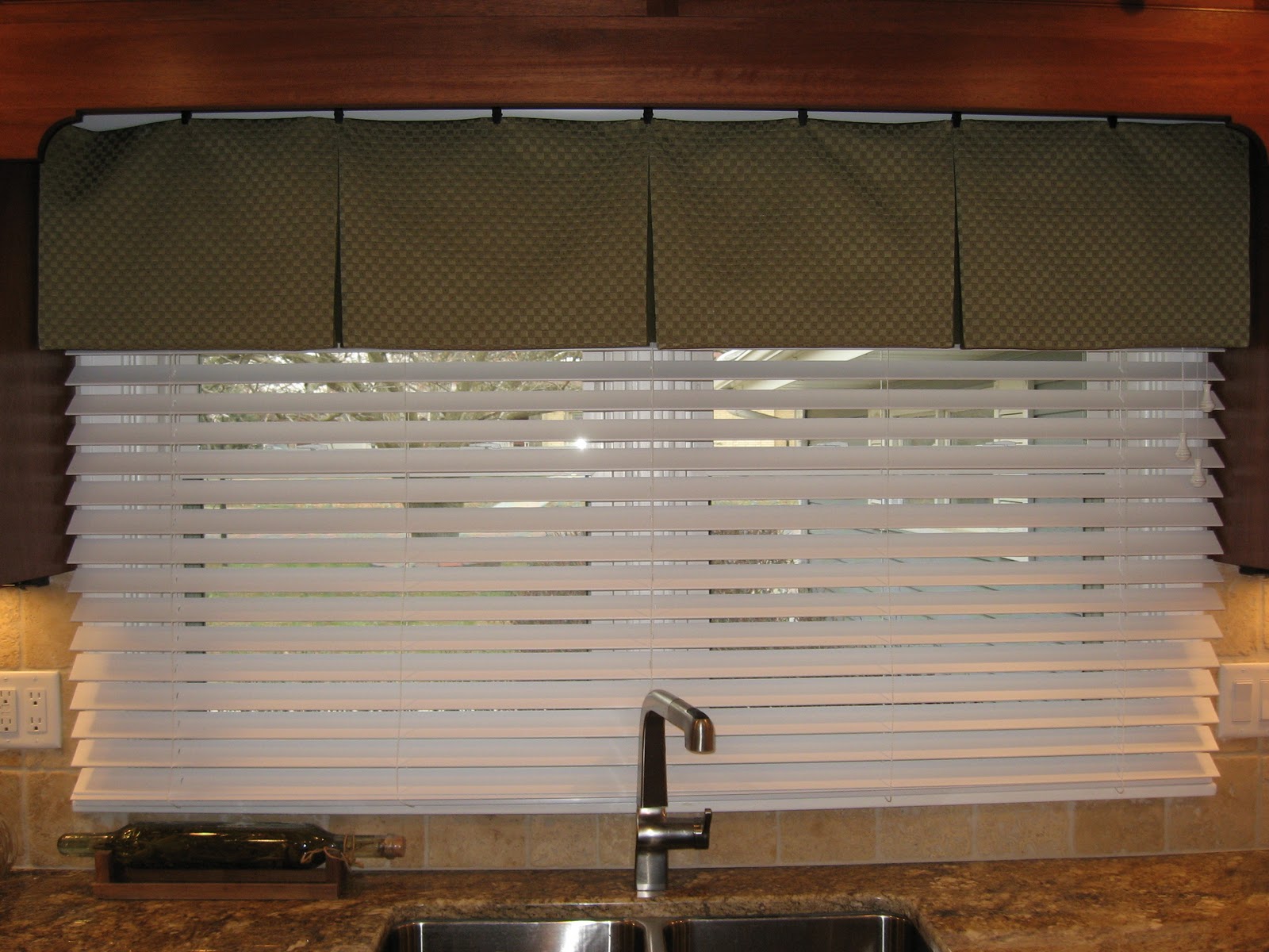 Window Fashions: Jackson Valance