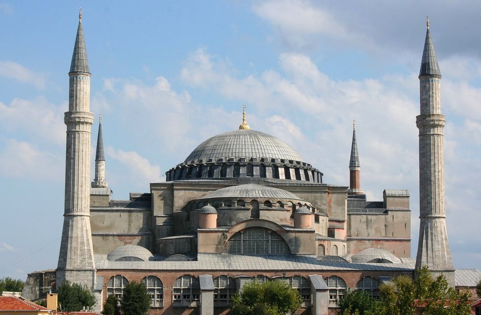 arch: Hagia Sophia, ("Holy Wisdom"), Constantinople, (527-532 CE ...