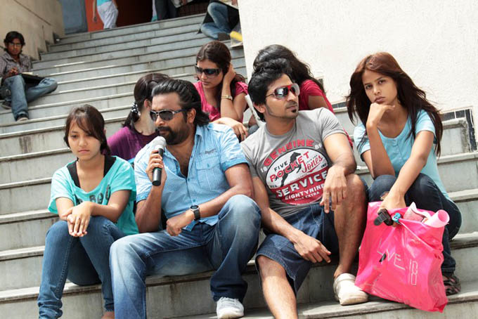 Easan - Music Review