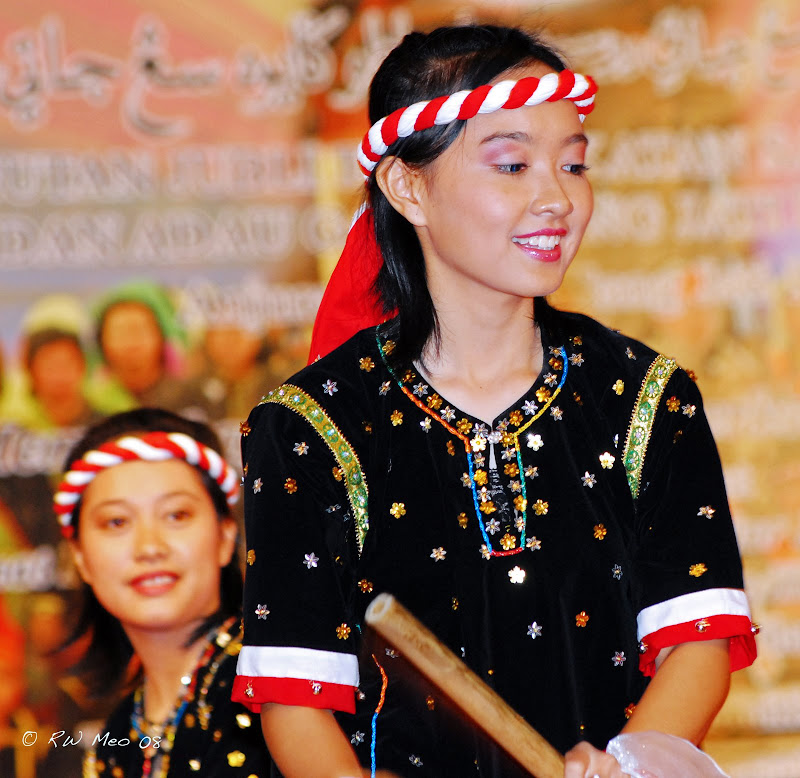 RW Meo: CANDID: TRADITIONAL 'DUSUN' DANCE ('Adau Gayoh' showcase during ...