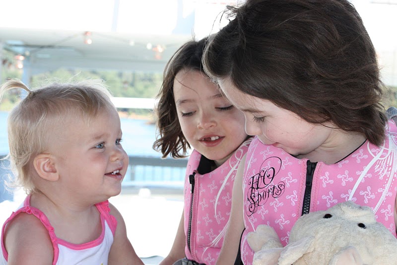 Holcomb Hideaway: June 2010