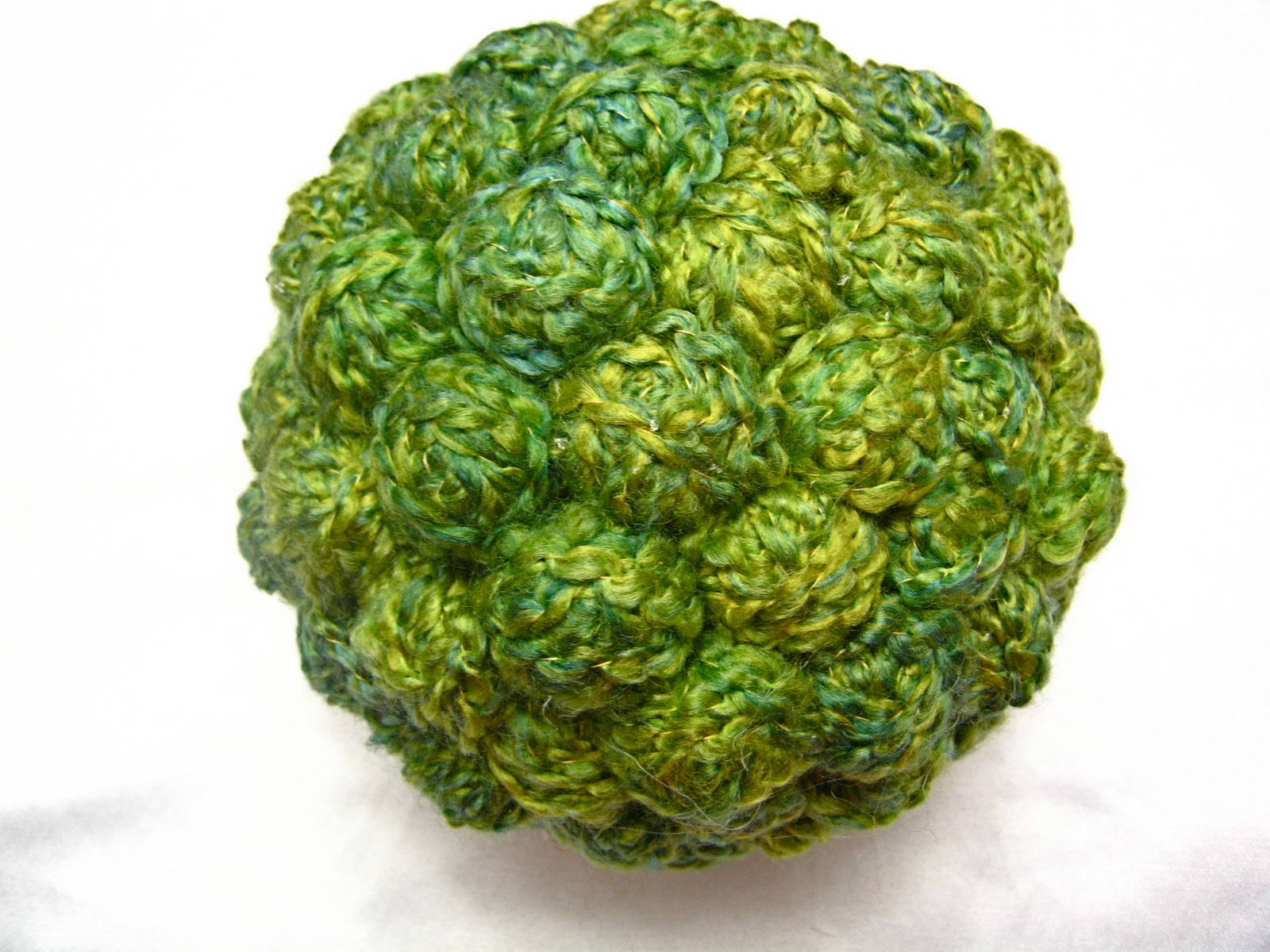 The Holly Ball - Shwin & Shwin