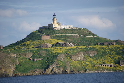 Neal's Lighthouse Blog: Inchkeith Lighthouse, Edinburgh, Scotland