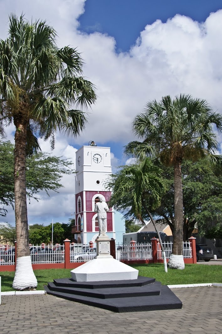 Neal's Lighthouse Blog: Willem III Tower, Oranjestad, Aruba