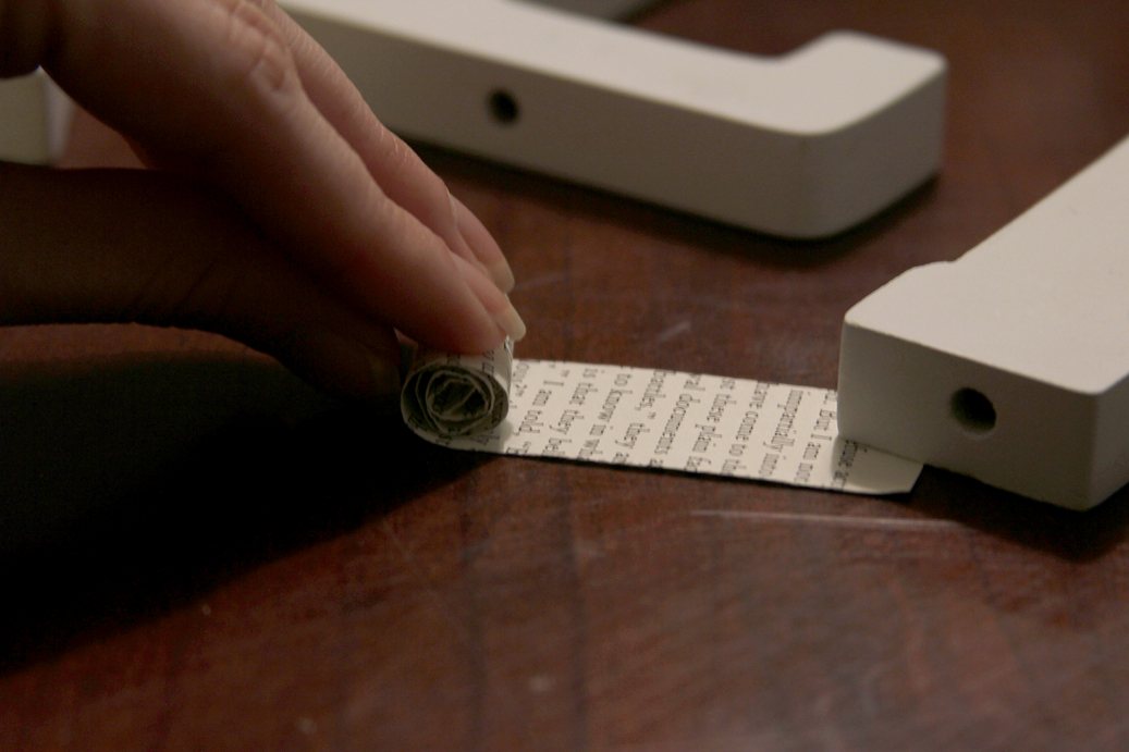 Little Things Bring Smiles: .Book Letters Tutorial.