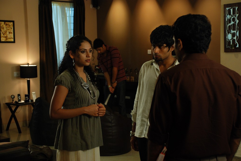 CHITRADARSHINI: Tamil film - Naan