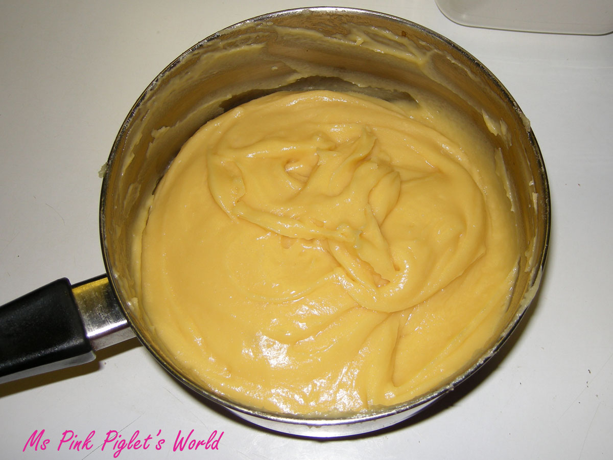 Ms Pink Piglet's World: Big Chocolate Profiterole Buns