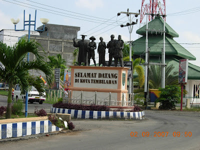 PROUD PLANTERS: A TRIP TO TEMBILAHAN, RIAU