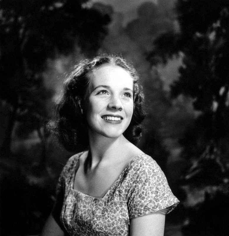 un homme en noir: Julie Andrews