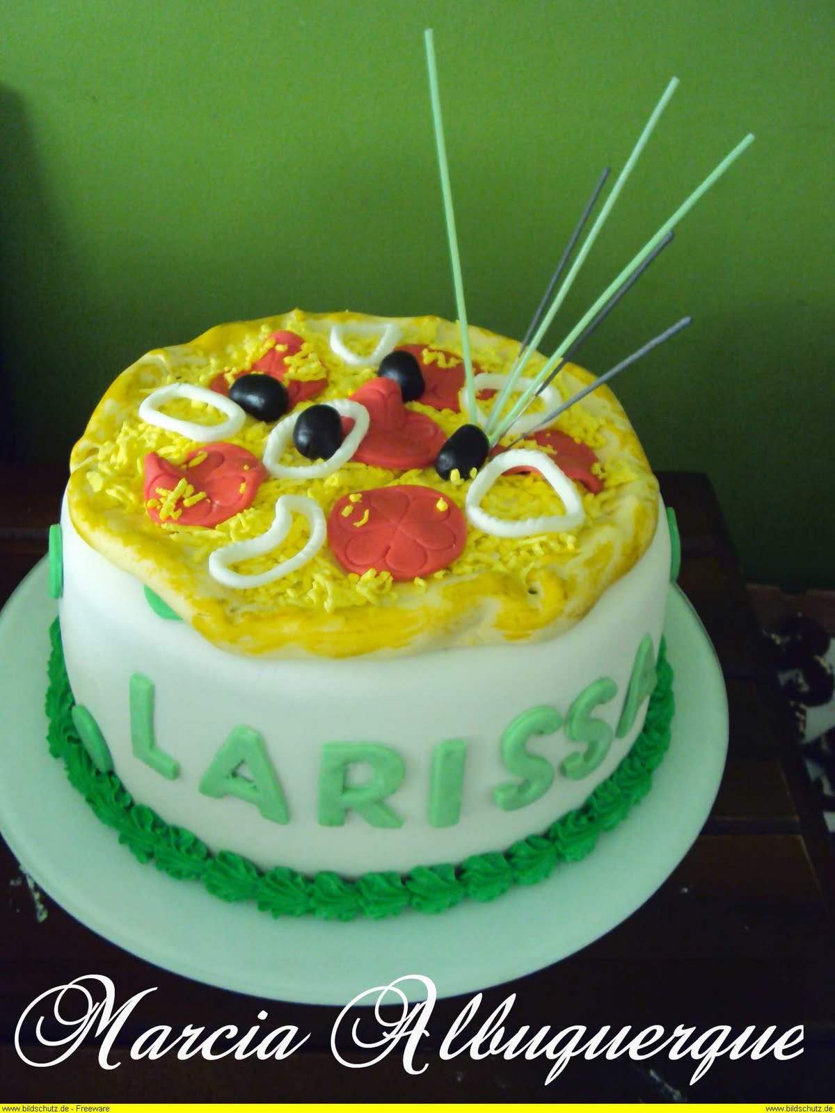 Marcia Albuquerque kids: Bolo Pizza