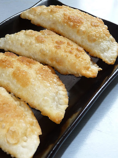 dulcis in fundo: Pitarakia (Greek cheese pies)