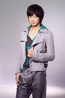 ♥Fahrenheit 飛輪海♥: Calvin Chen Profile