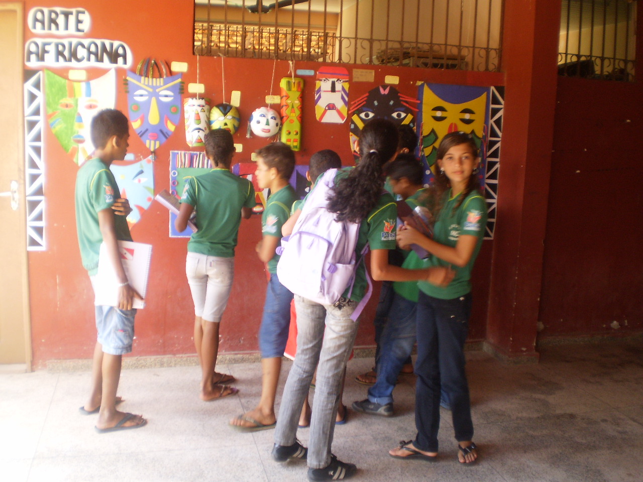 EEEFM Maria Mercês de OLiveira Conôr.: ARTE AFRICANA NA ESCOLA