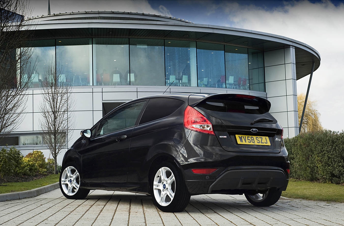 Automotive Car Magazine: New Ford Fiesta Van and SportVan go on Sale in ...