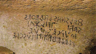 Paleoglot: Enclitics and noun phrases in Etruscan