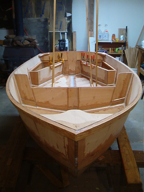 Thomas Boats: Building a Nesting Dinghy