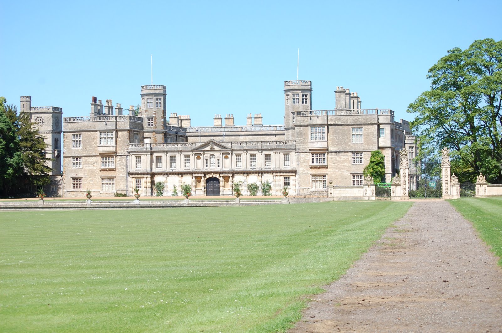 The Ryans' European Adventure: Castle Ashby June 16,2010