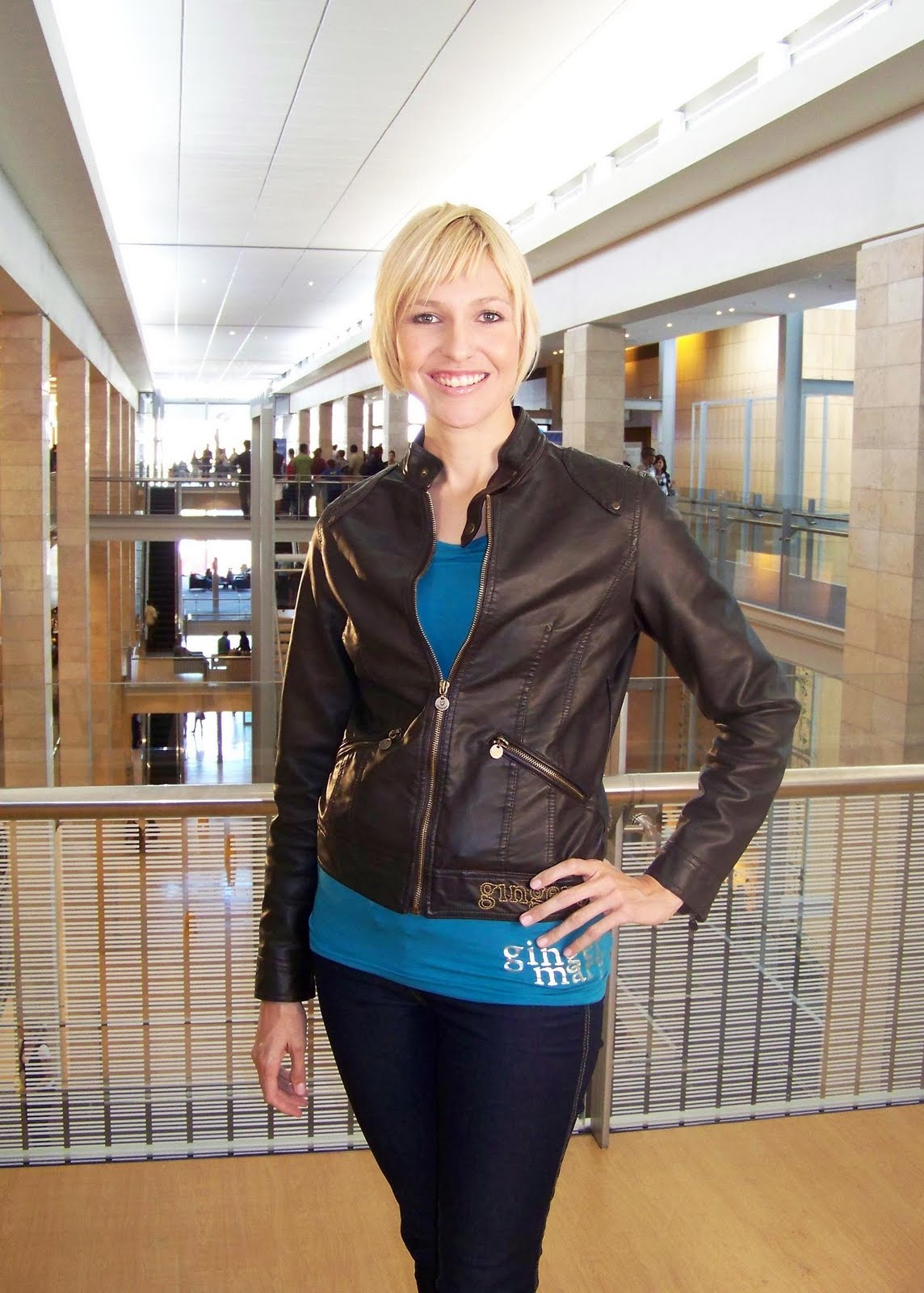 TV with Thinus: FIRST LOOK! Liezel loves Idols.