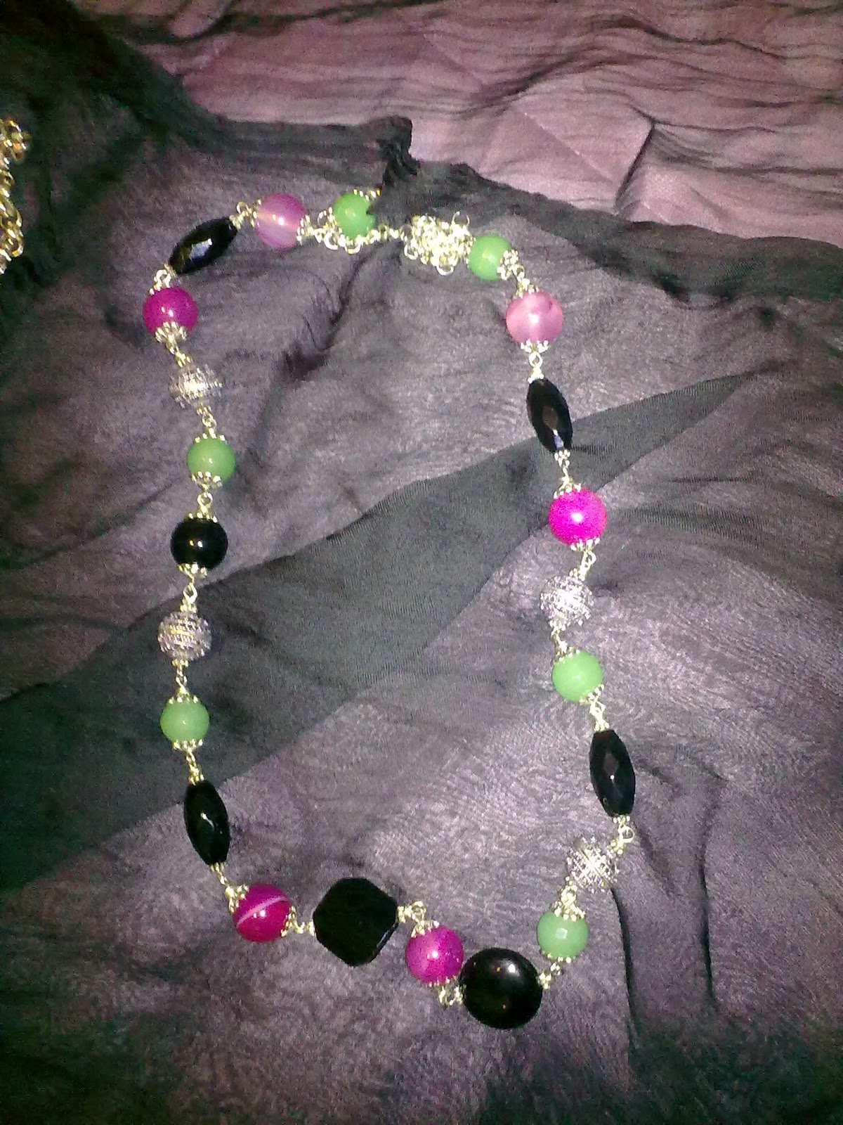 gioiebijou: collana in argento con pietre di agata amarena e rosa ...