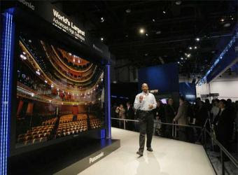 Planetafios: Panasonic presenta TV de plasma más grande del mundo