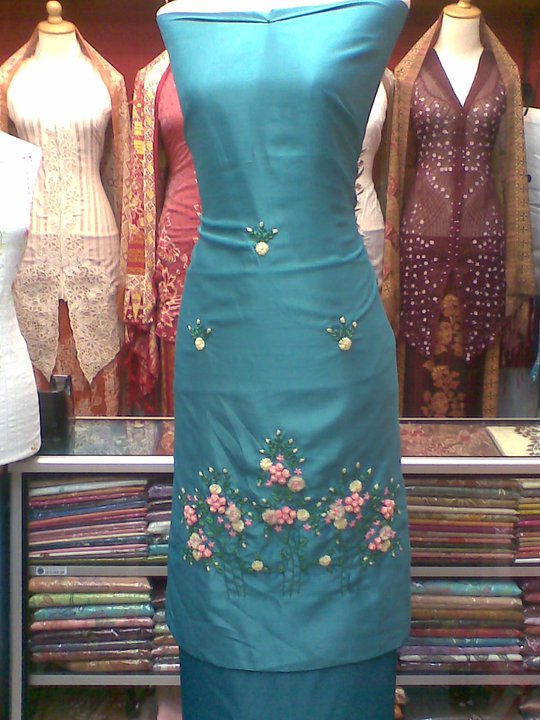 hamidah's boutique: Kain sulam design terbaru 091010