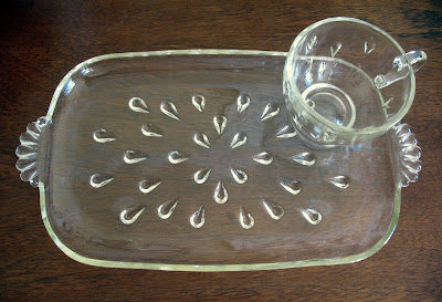 The Pink Peony of Le Jardin: vintage glassware