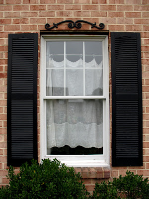 The Pink Peony of Le Jardin: Creating windows with Character