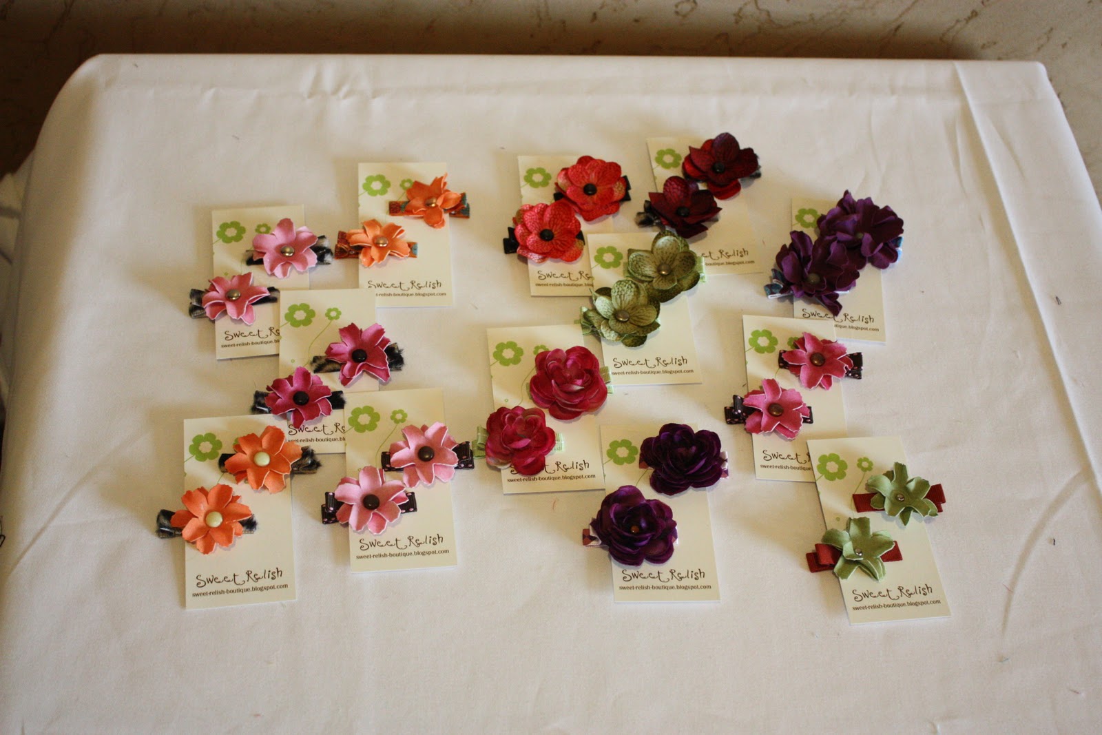 Sweet Relish: Small Flower Clips