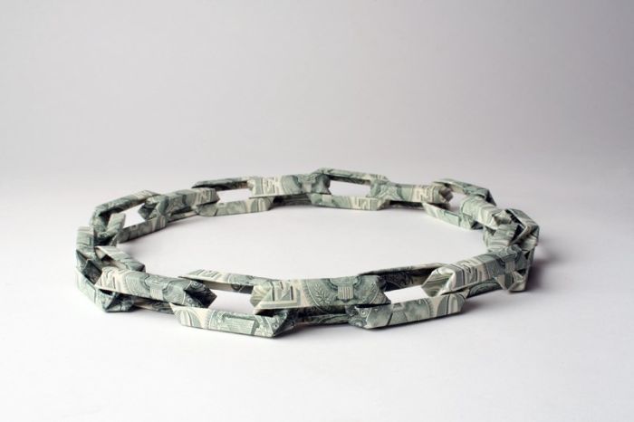 Fresh Pics: Banknote Jewelry