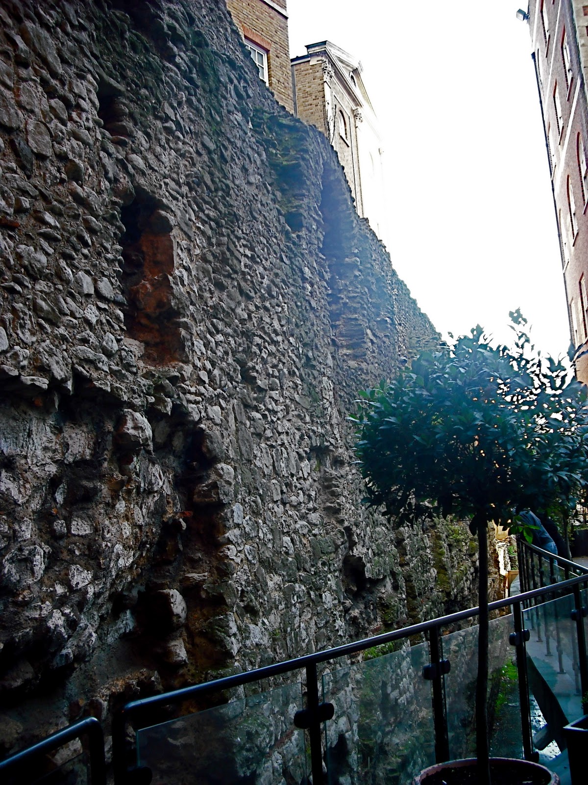 Moots Points: Tower Bridge & vicinity