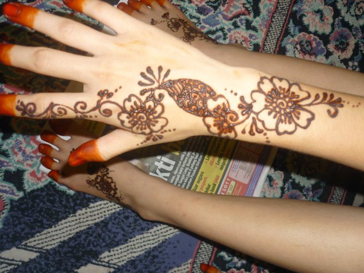 PERKHIDMATAN UKIRAN INAI PENGANTIN: Henna/Inai: Ukiran Tangan pengantin ...