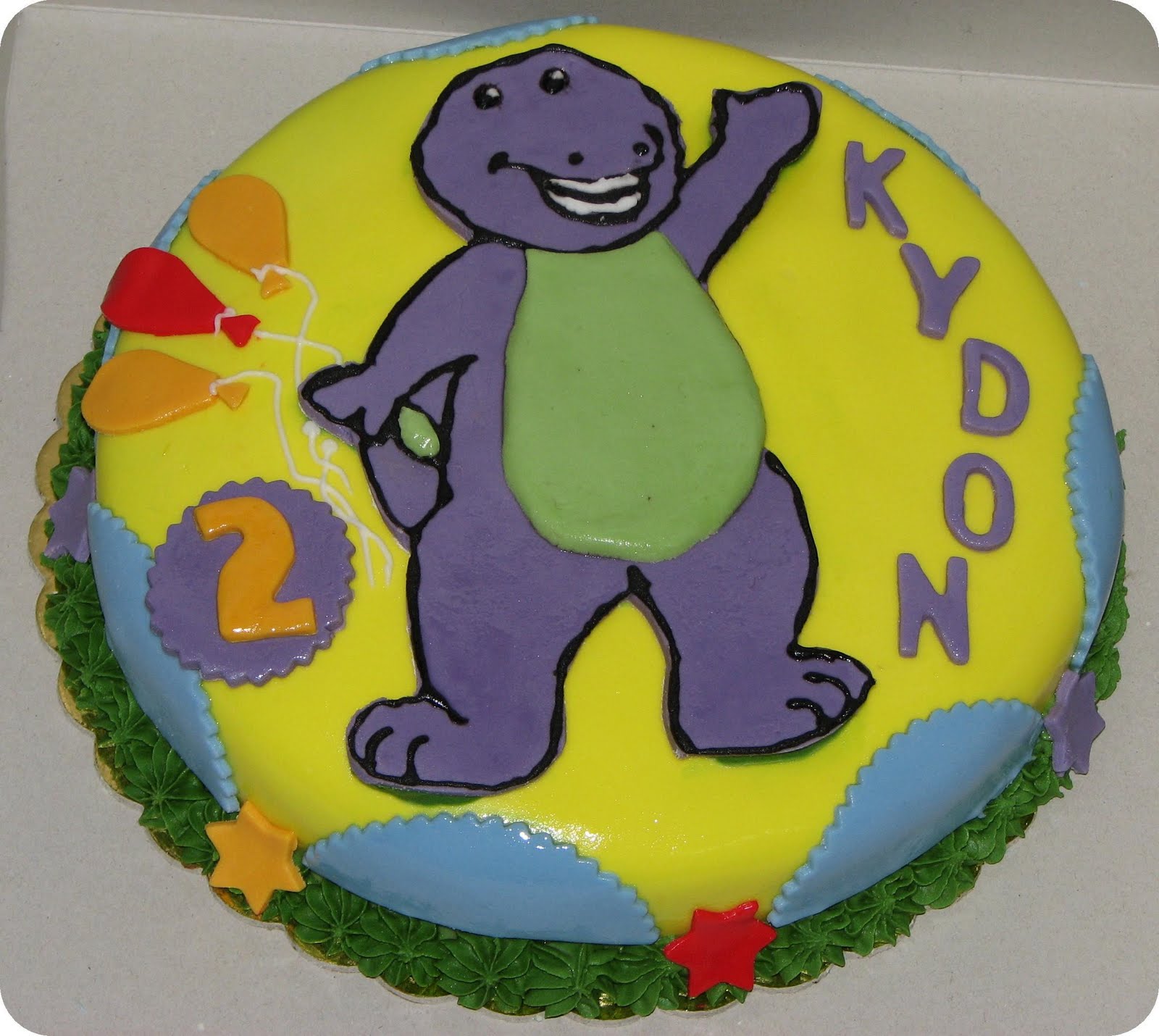 Snooky doodle Cakes: Barney cake