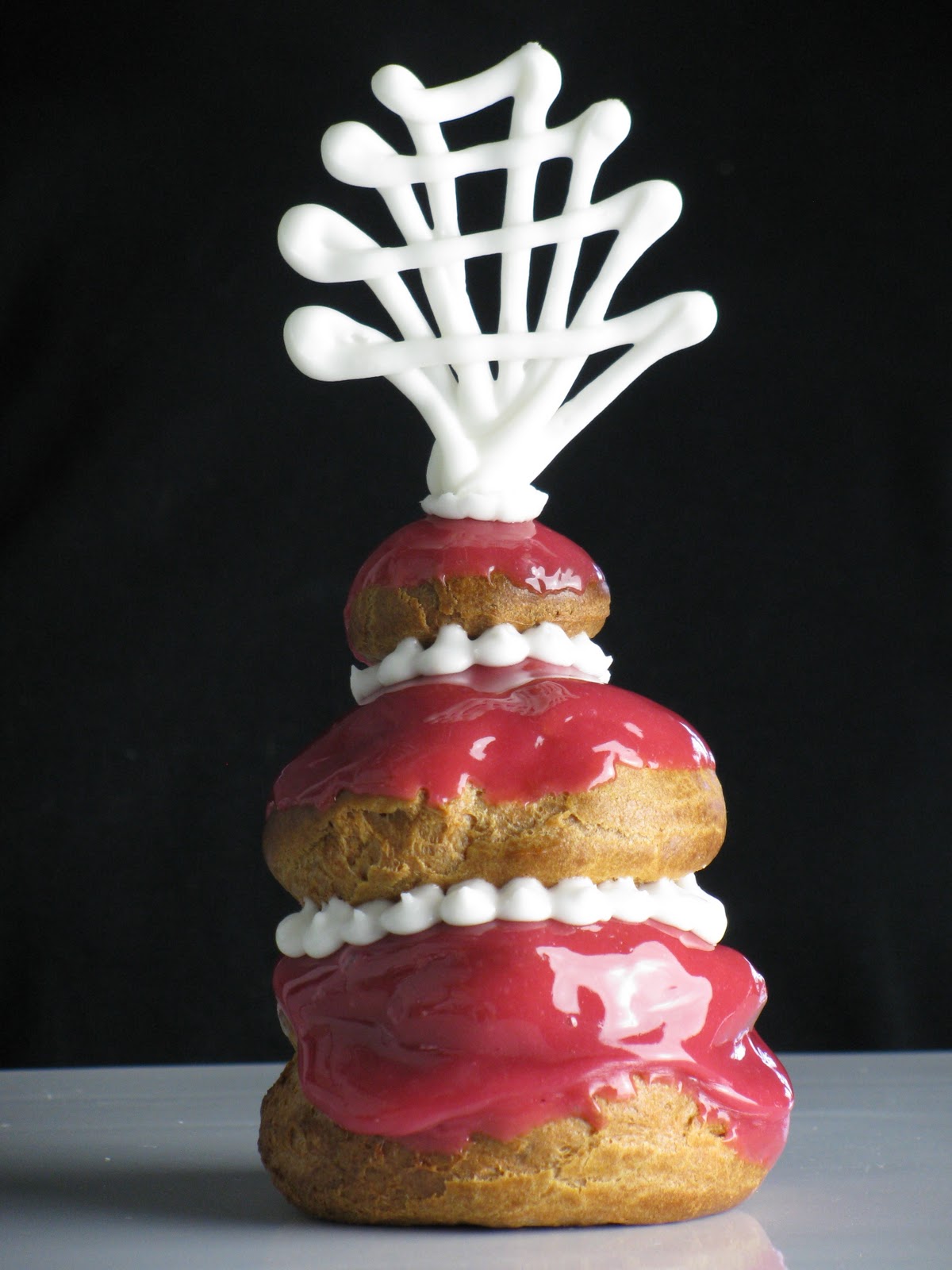 Holy Cream Puff, Batman! La Religieuse