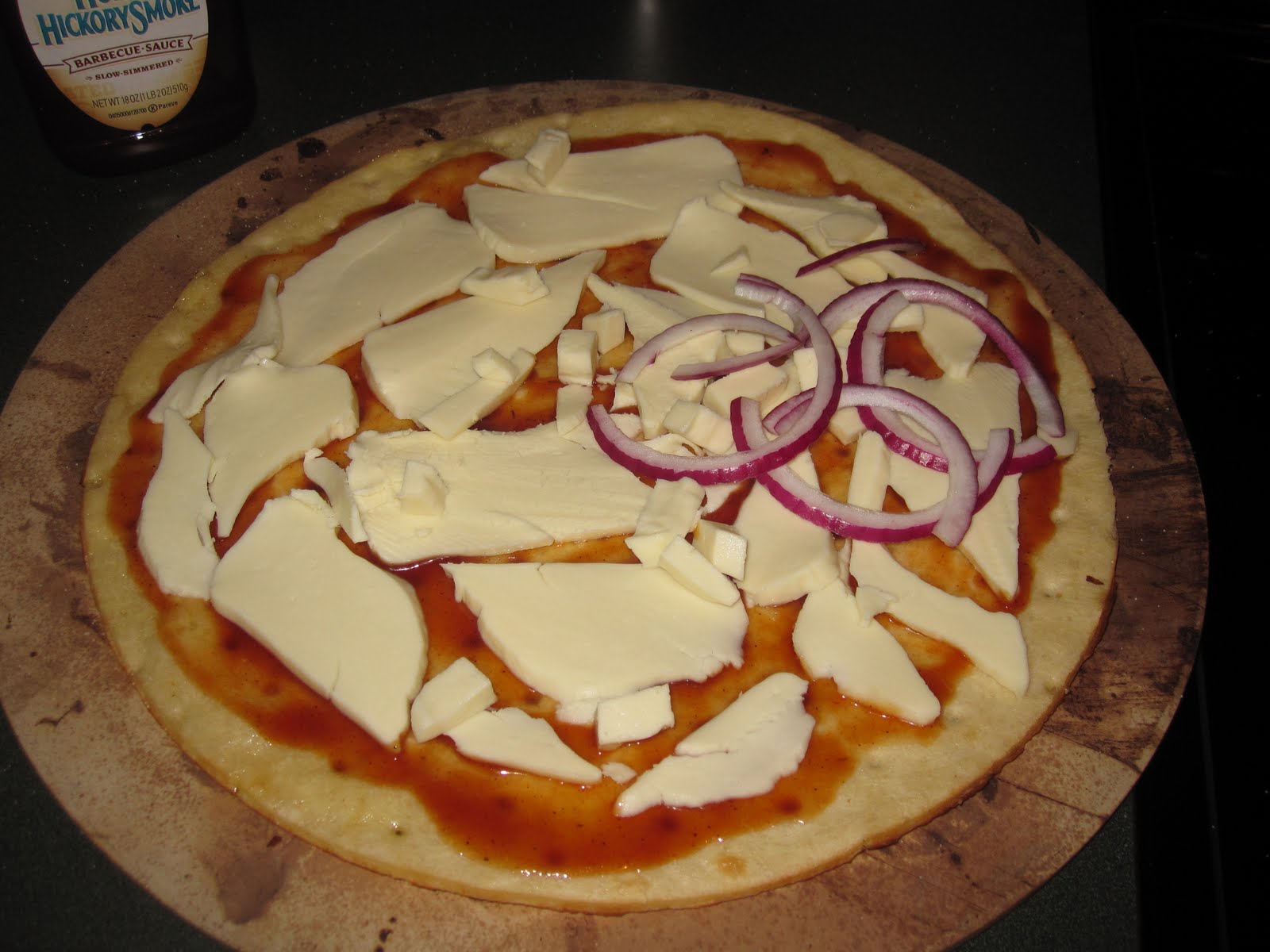 The Ring Family: Bar B Que Chicken Pizza