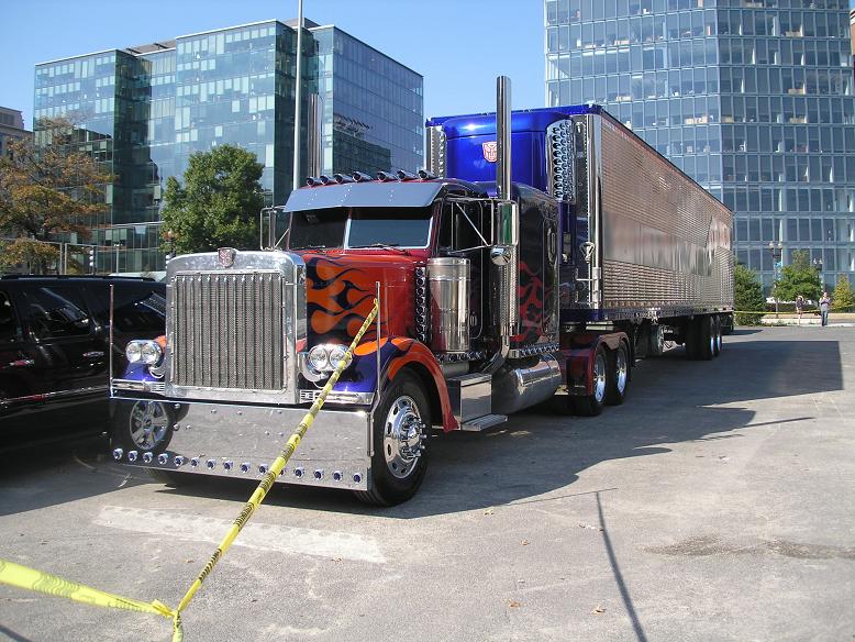 Transformers Live Action Movie Blog (TFLAMB): More Images, Video from ...