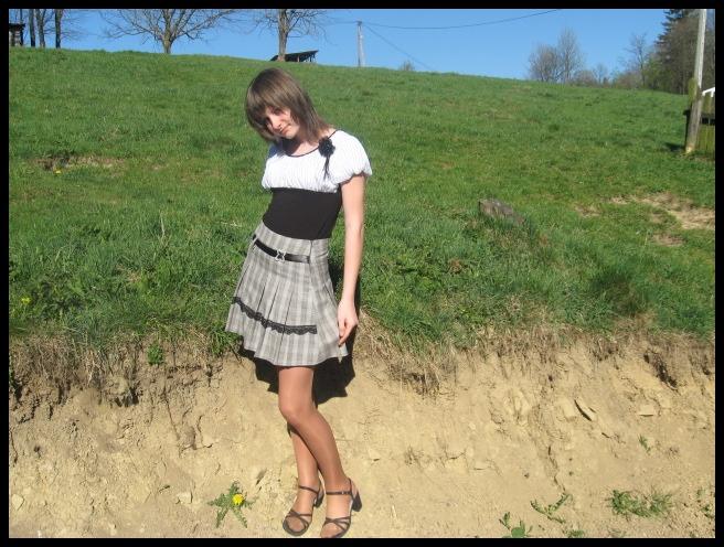 Julias Fem World The Au Pair Girl