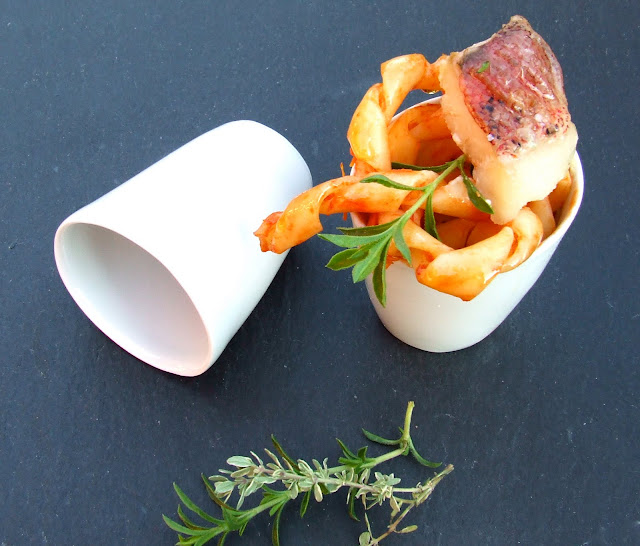 HYSTERIA LANE: Pasta fighetta con lo scorfano