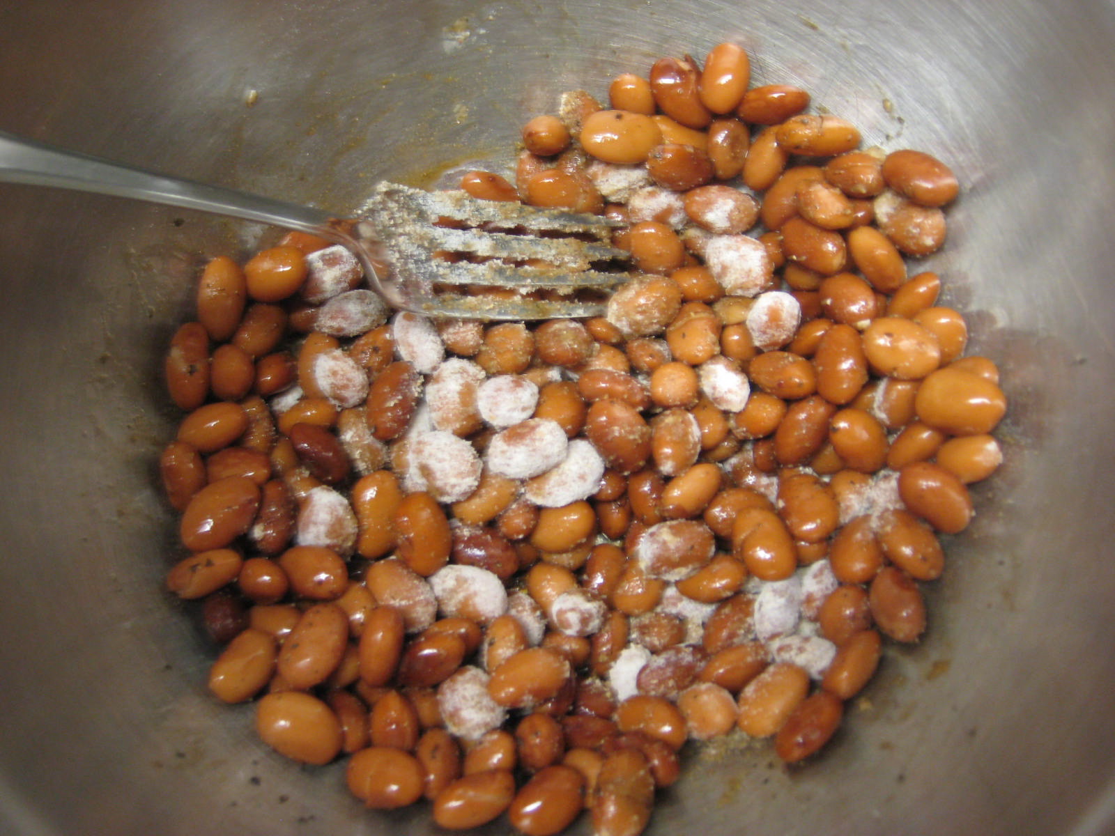 Safely Gathered In: Food Storage Friday: Pinto Bean Burgers