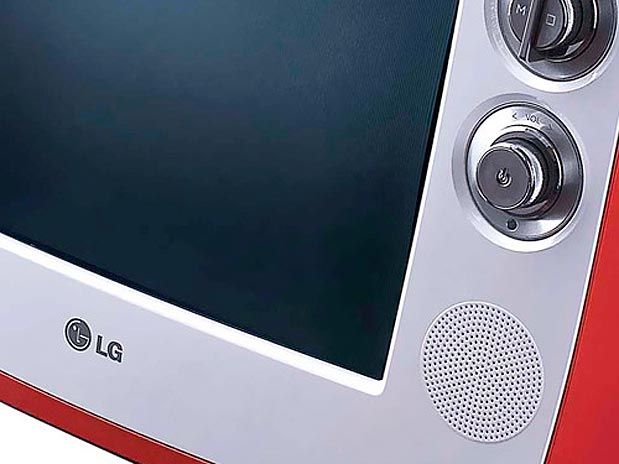 Sempre LG: Em época de TVs ultrafinas, LG volta ao passado com TV retrô