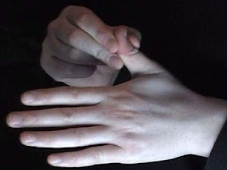 ENTERTAINMENT FOR ALL: Magic Trick Thumb Off