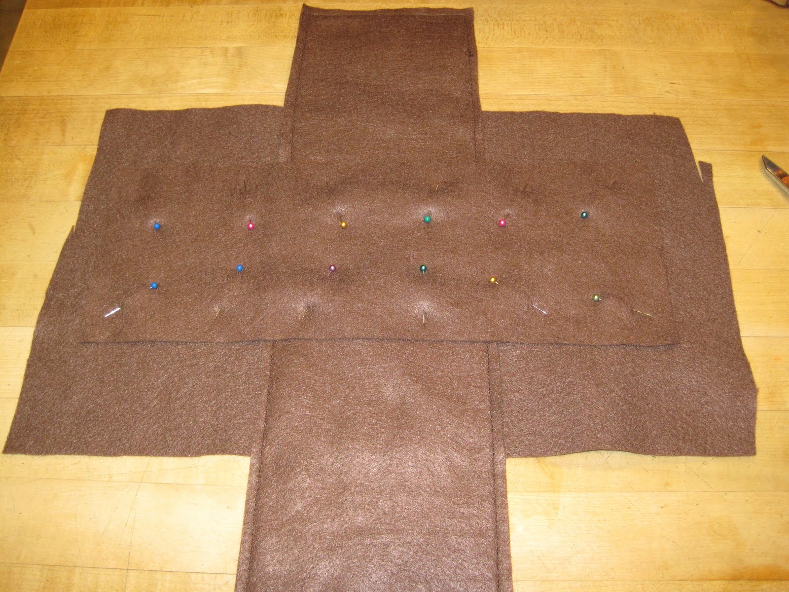 Lu Bird Baby: Felt Cross Tutorial