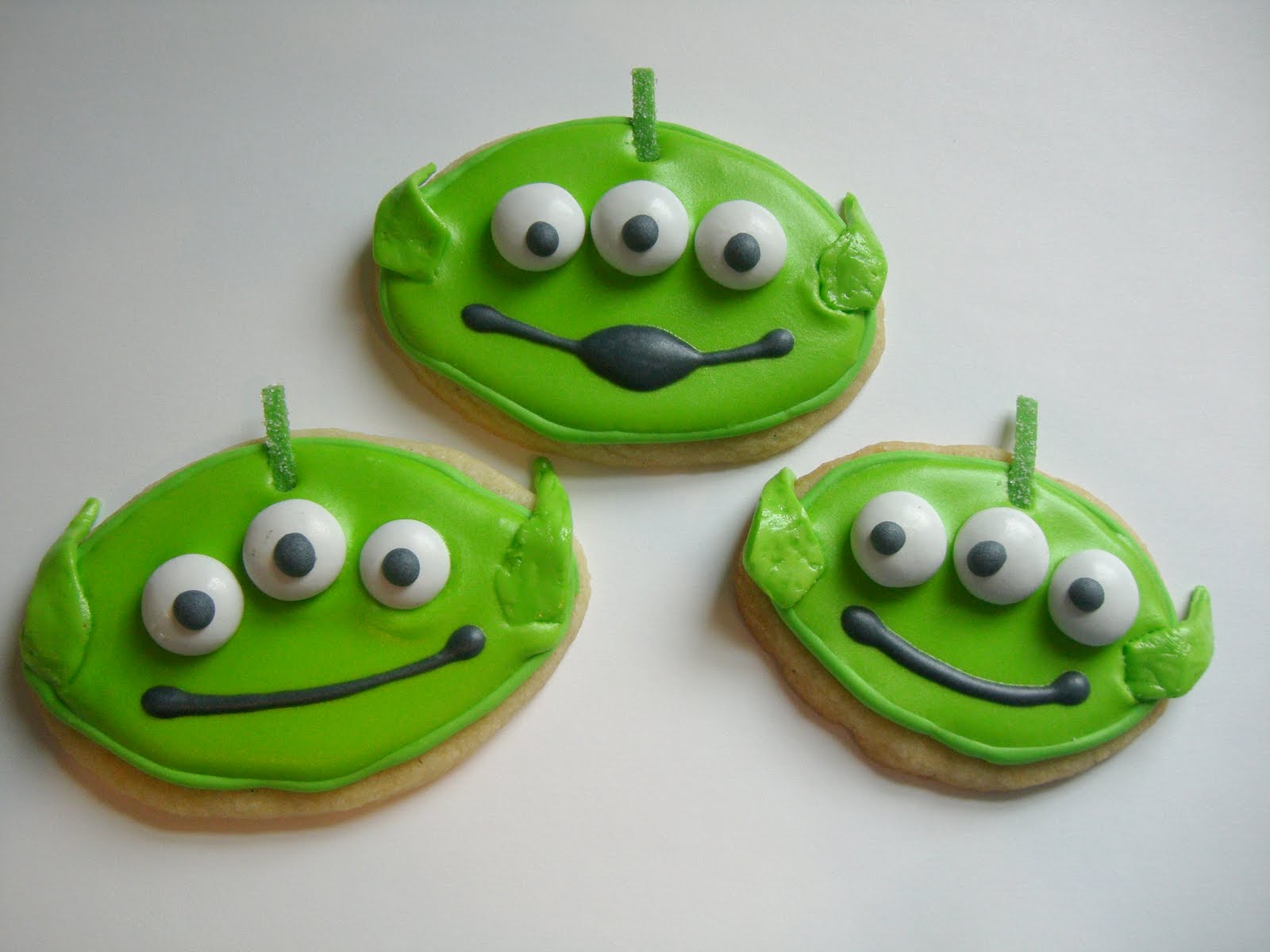 Where is my spatula?: Alien Cookies