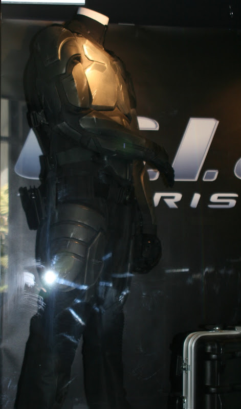 Fantastic movie costumes and props from G.I. Joe: The Rise of Cobra ...