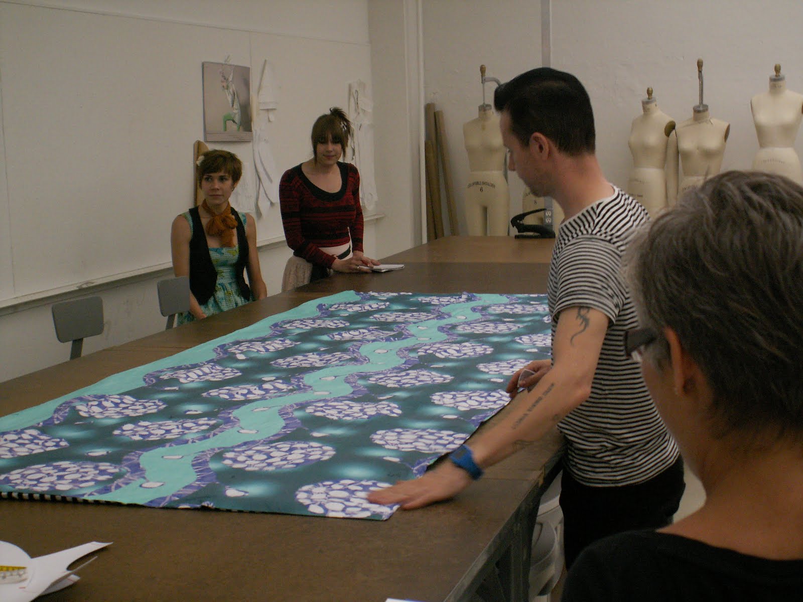 Timo Rissanen: Fashion Creation Without Fabric Waste Creation: Julian ...