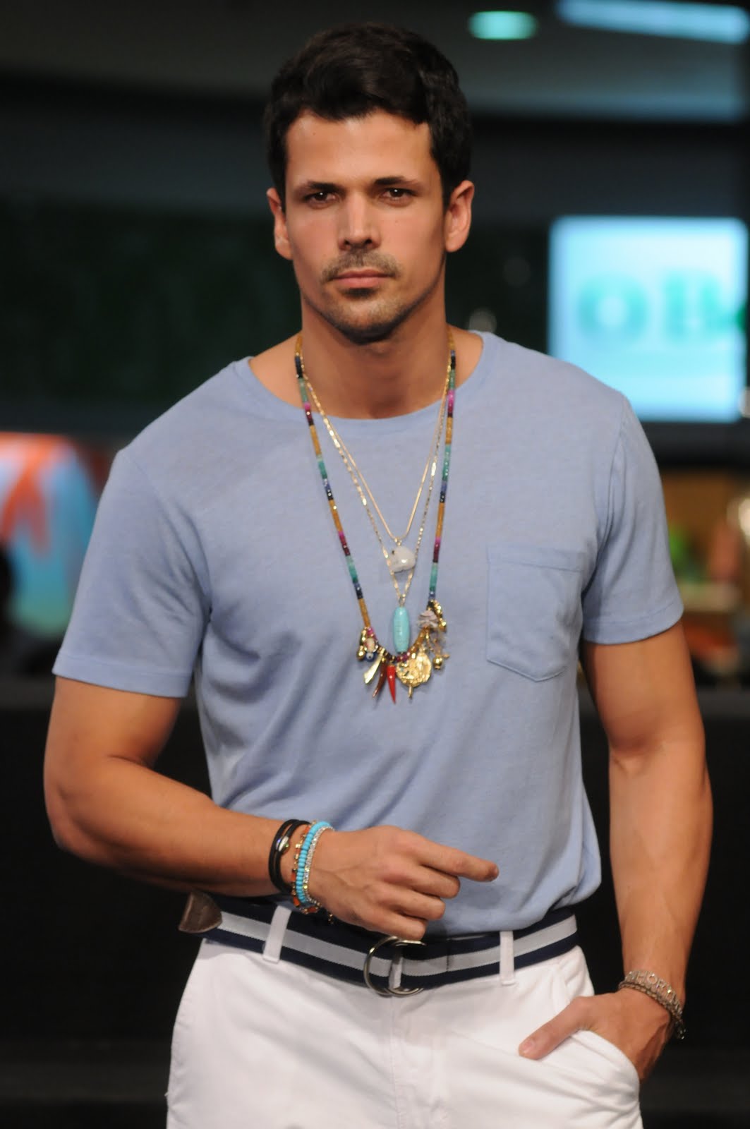 Do útil ao fútil, nunca inútil: Carlos Rodeiro finaliza primeiro dia de ...