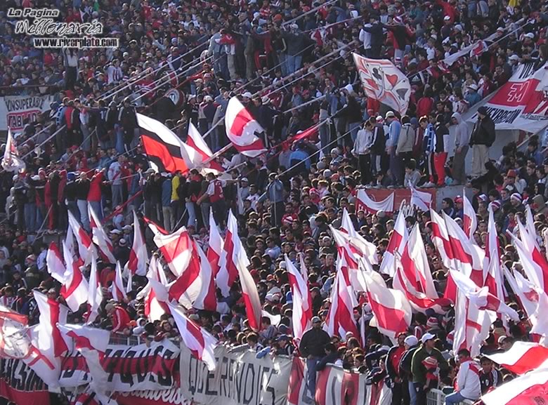 Club Atletico River Plate: "De acá de Núñez salió el nuevo campeón"