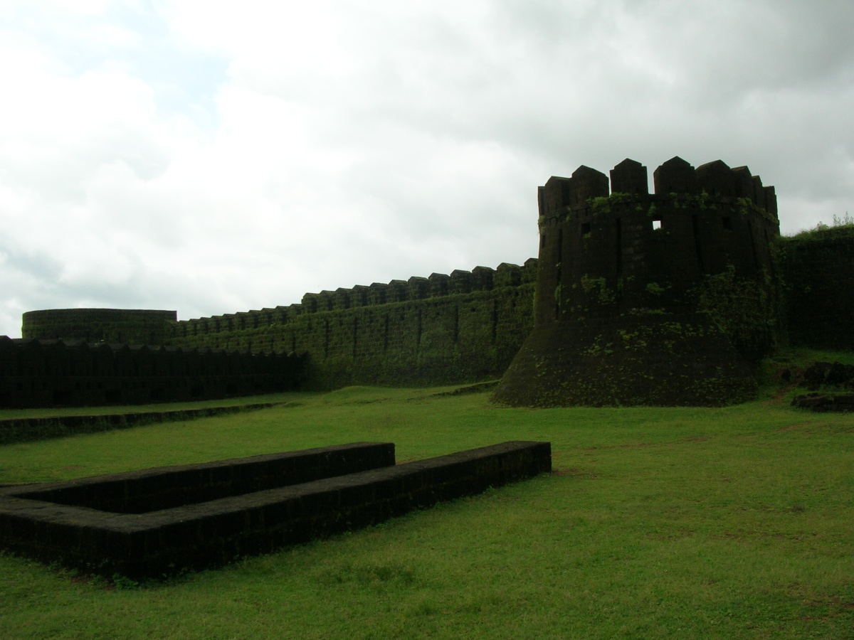Journeys across Karnataka: Mirjan Fort